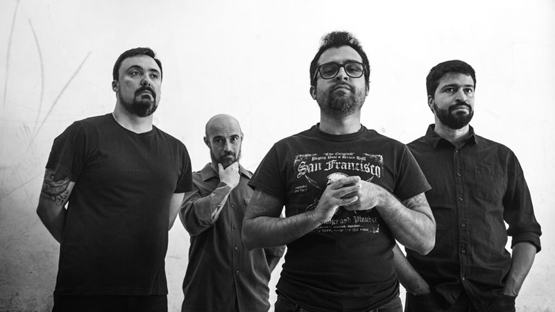 Valv lança single novo depois de 14 anos - midsummer madness